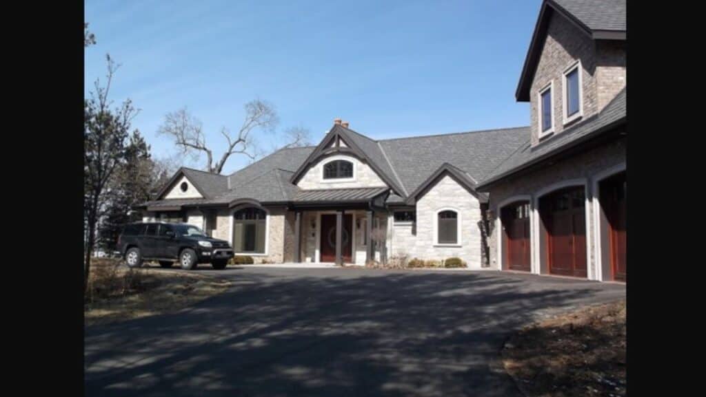 Oconomowoc Lake home sold for $4.35 million