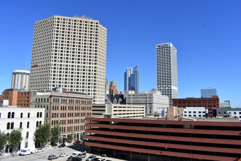 Jeffers reveals Huron Building in downtown Milwaukee, with anchor ...