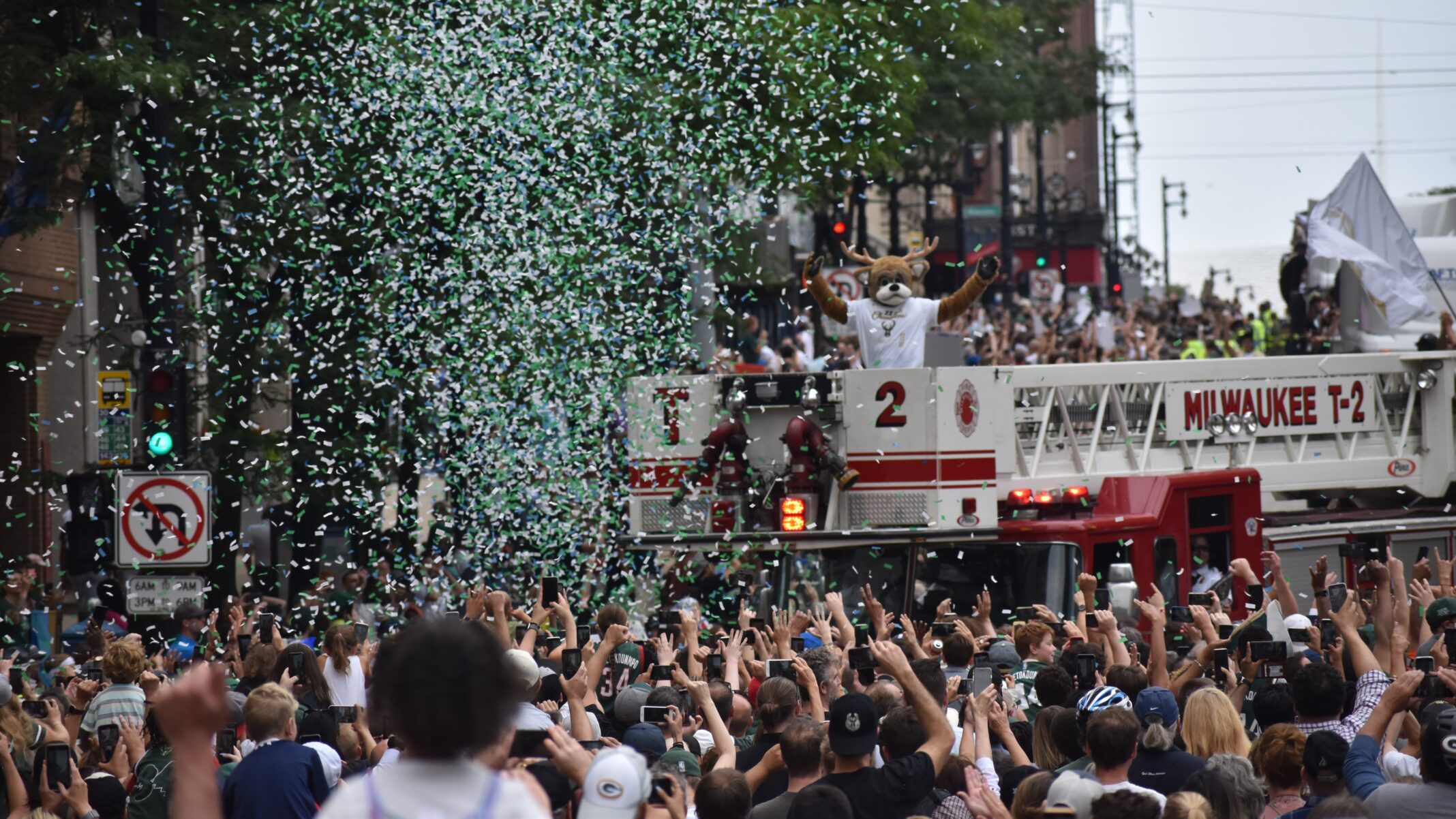 See photos of Bucks' NBA championship parade and celebration in ...