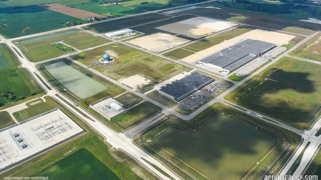 Foxconn picks Ohio plant over Wisconsin for electric vehicle production