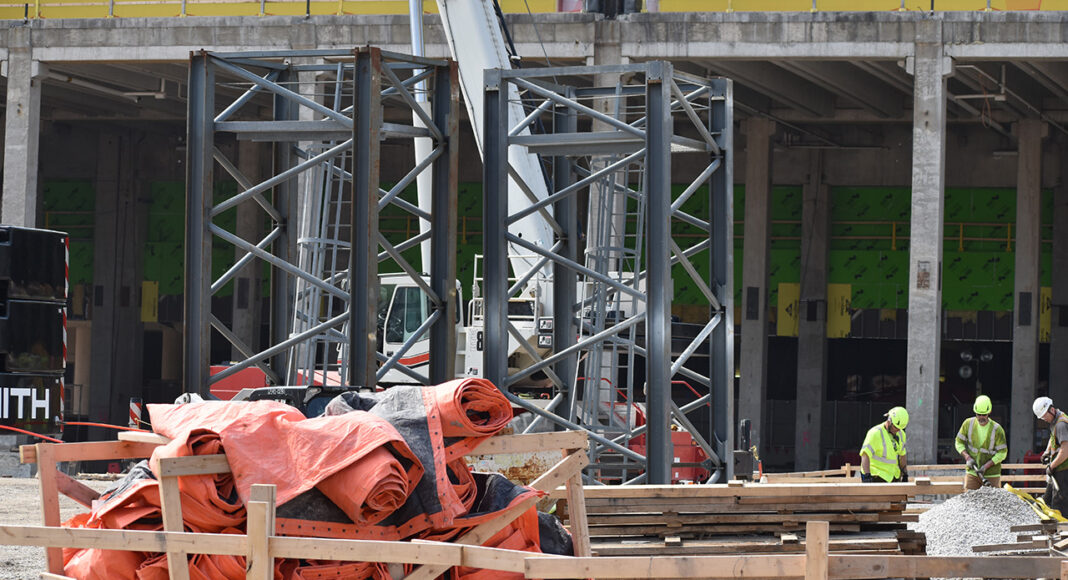 Construction on Wisconsin Center expansion makes progress with concrete ...