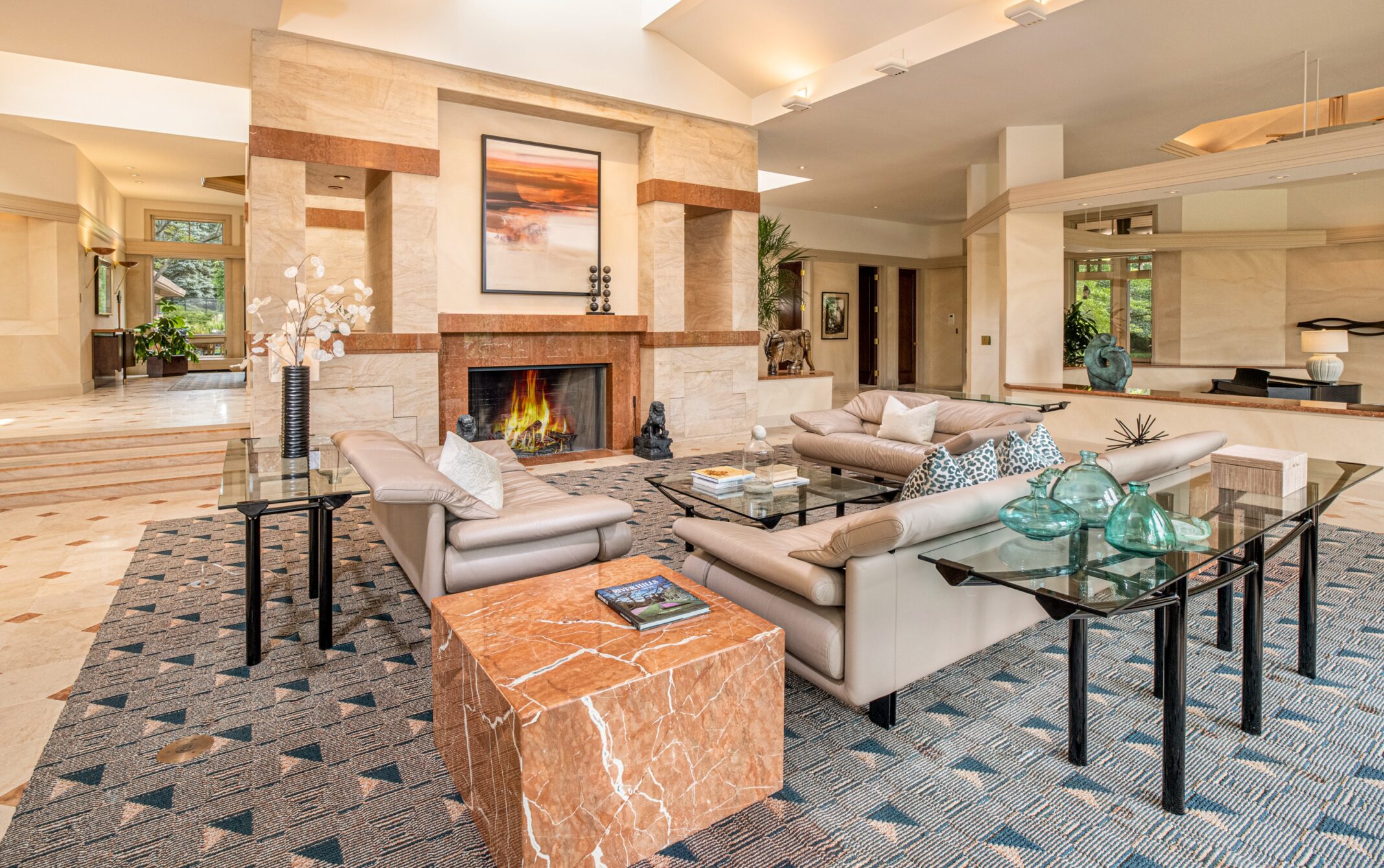 Wayne Oldenburg sells River Hills home for $2.55 million