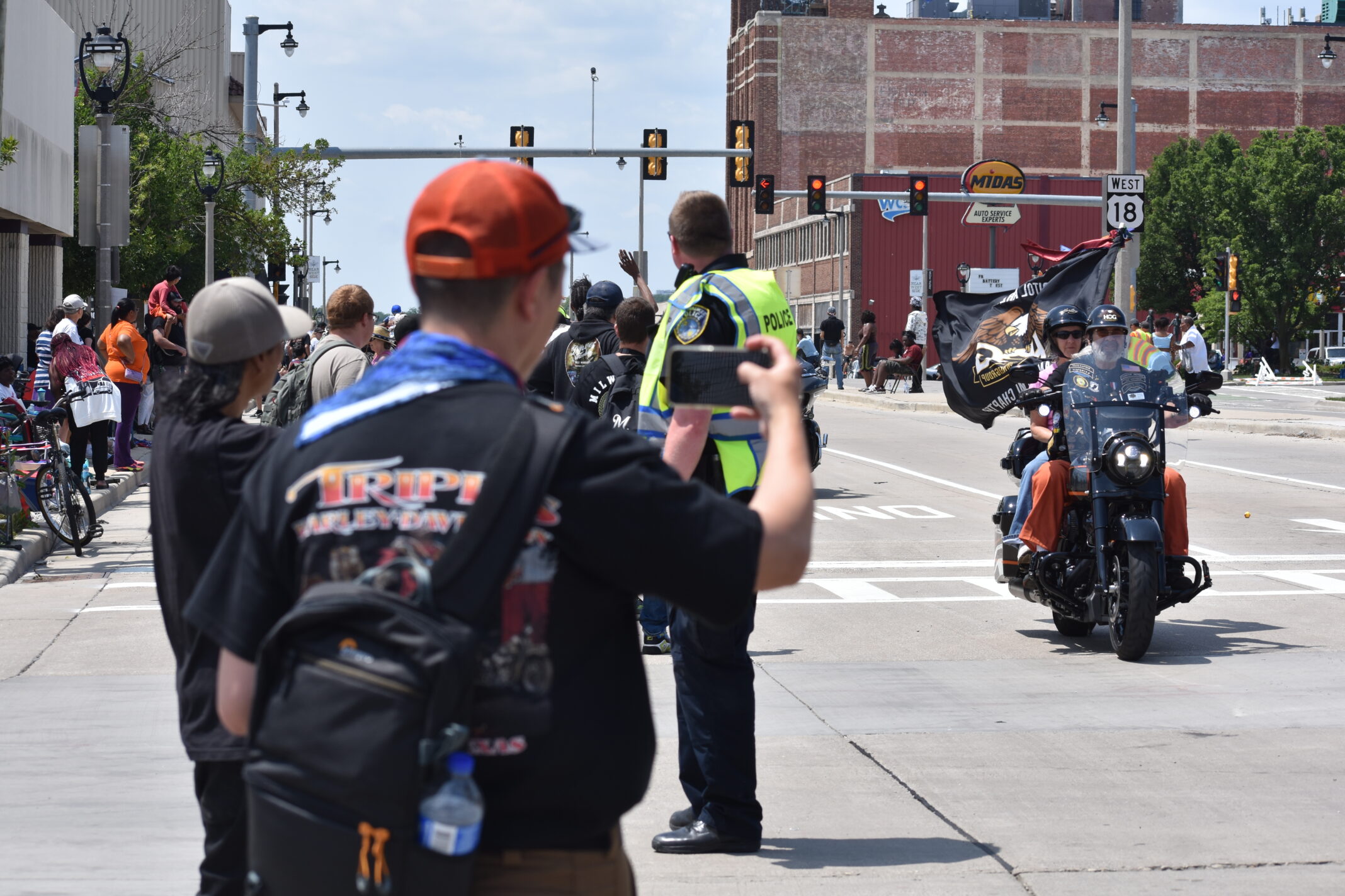 See photos: Foo Fighters concert, motorcycle parade among highlights of ...