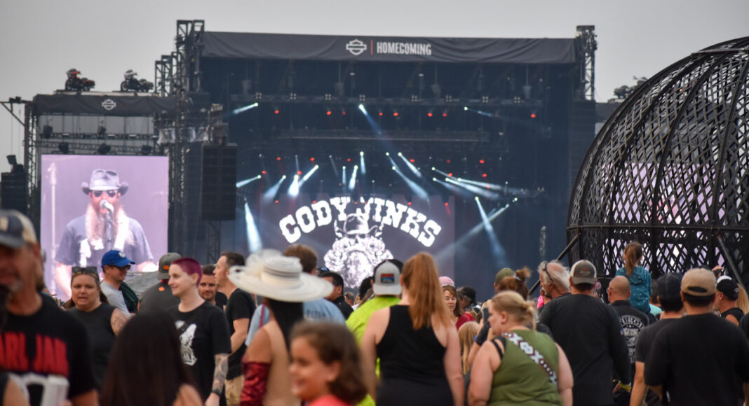 See photos: Foo Fighters concert, motorcycle parade among highlights of ...