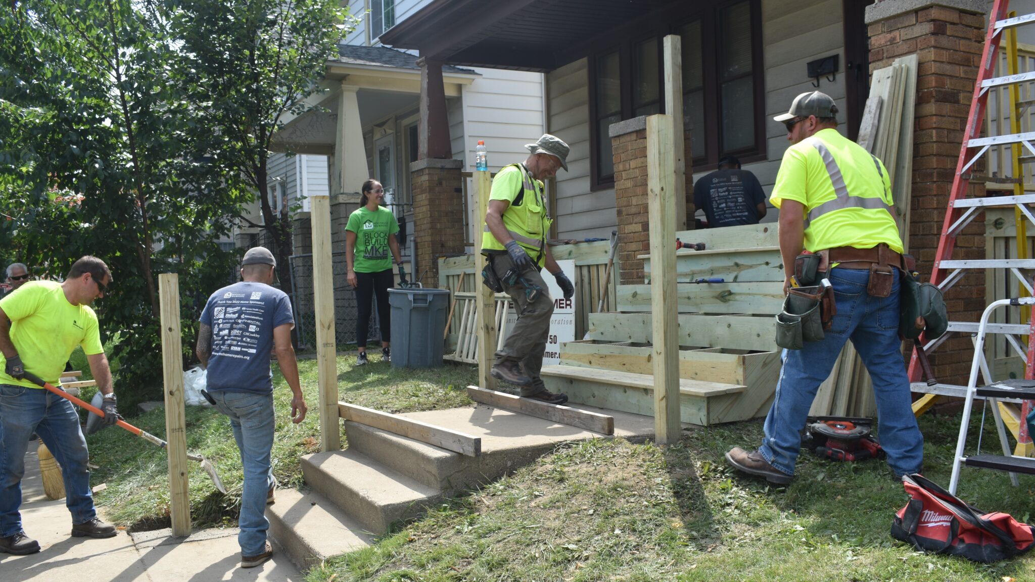 Block Build crews work to improve Milwaukee’s Muskego Way neighborhood
