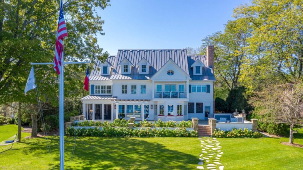 Geneva Lake home sold for more than $8 million