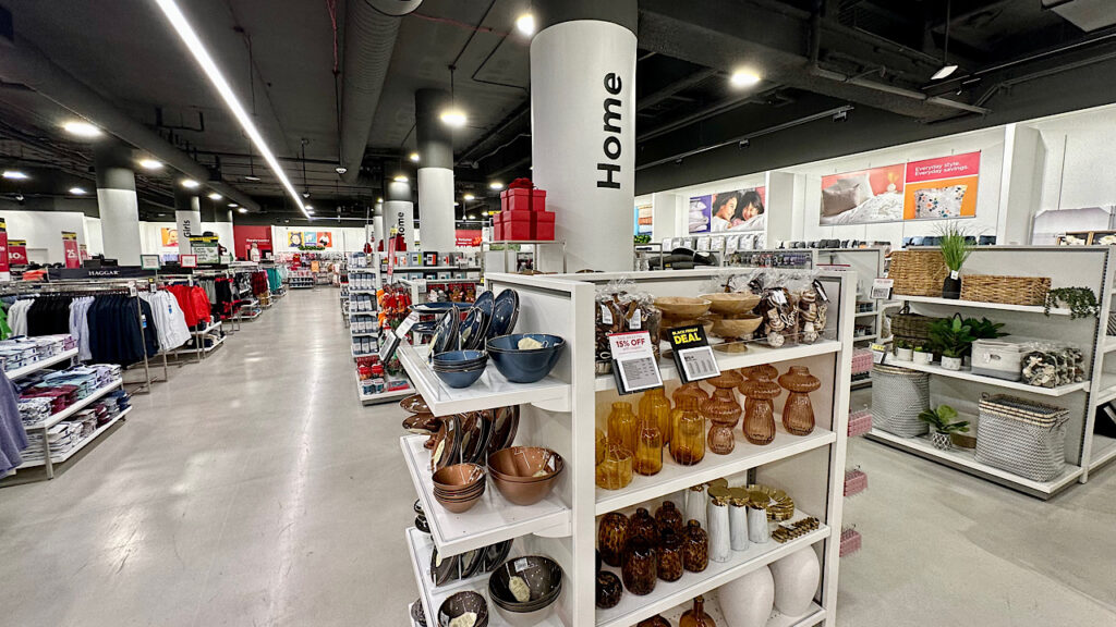 See photos: Kohl's downtown store opens