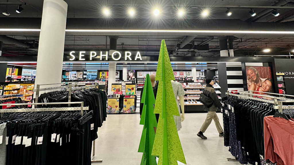 See photos: Kohl's downtown store opens