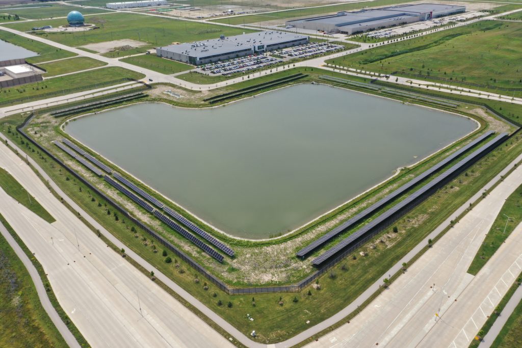 We Energies helps Foxconn complete solar panel project at Mount ...