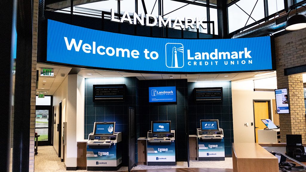 See photos: Landmark Credit Union opens new branch in Oconomowoc