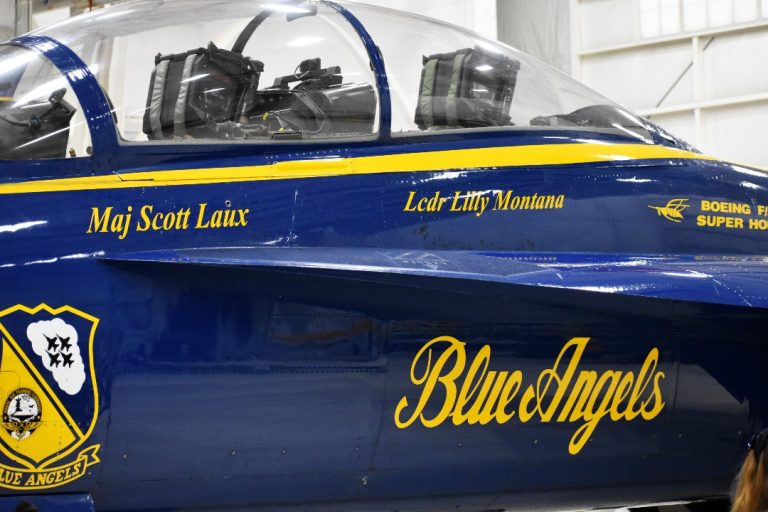 Blue Angels to headline 2025 Air & Water Show in Milwaukee