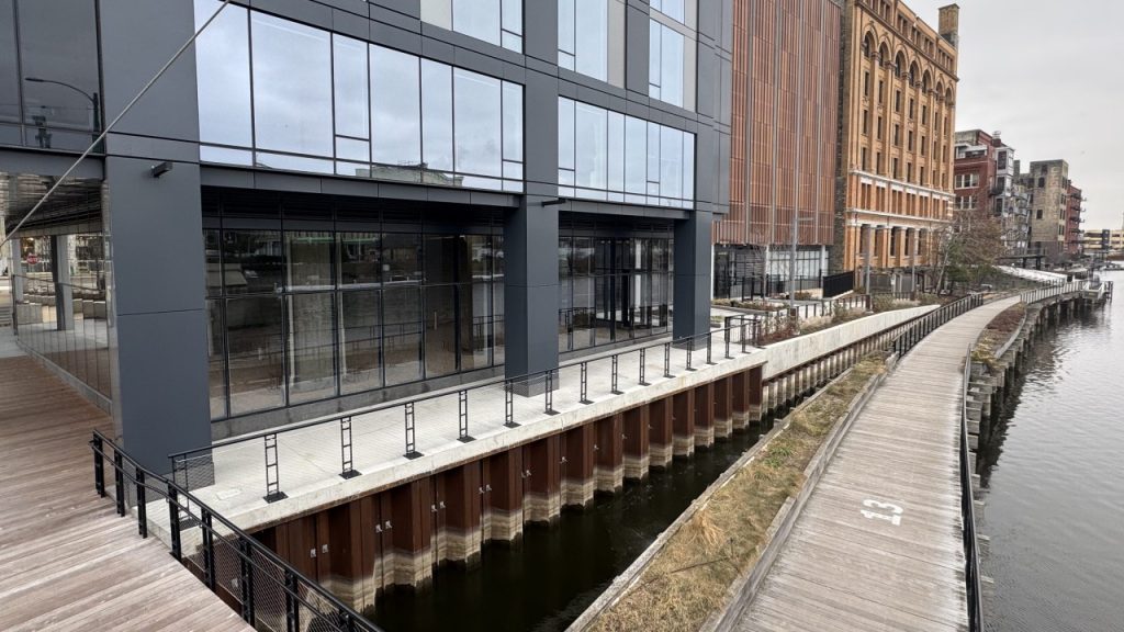 Owners of Birch to open riverfront French bistro at new Third Ward tower