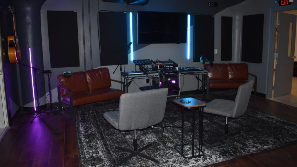 ‘Music inspires’: Investing in Milwaukee’s youth with Notes for Notes ...