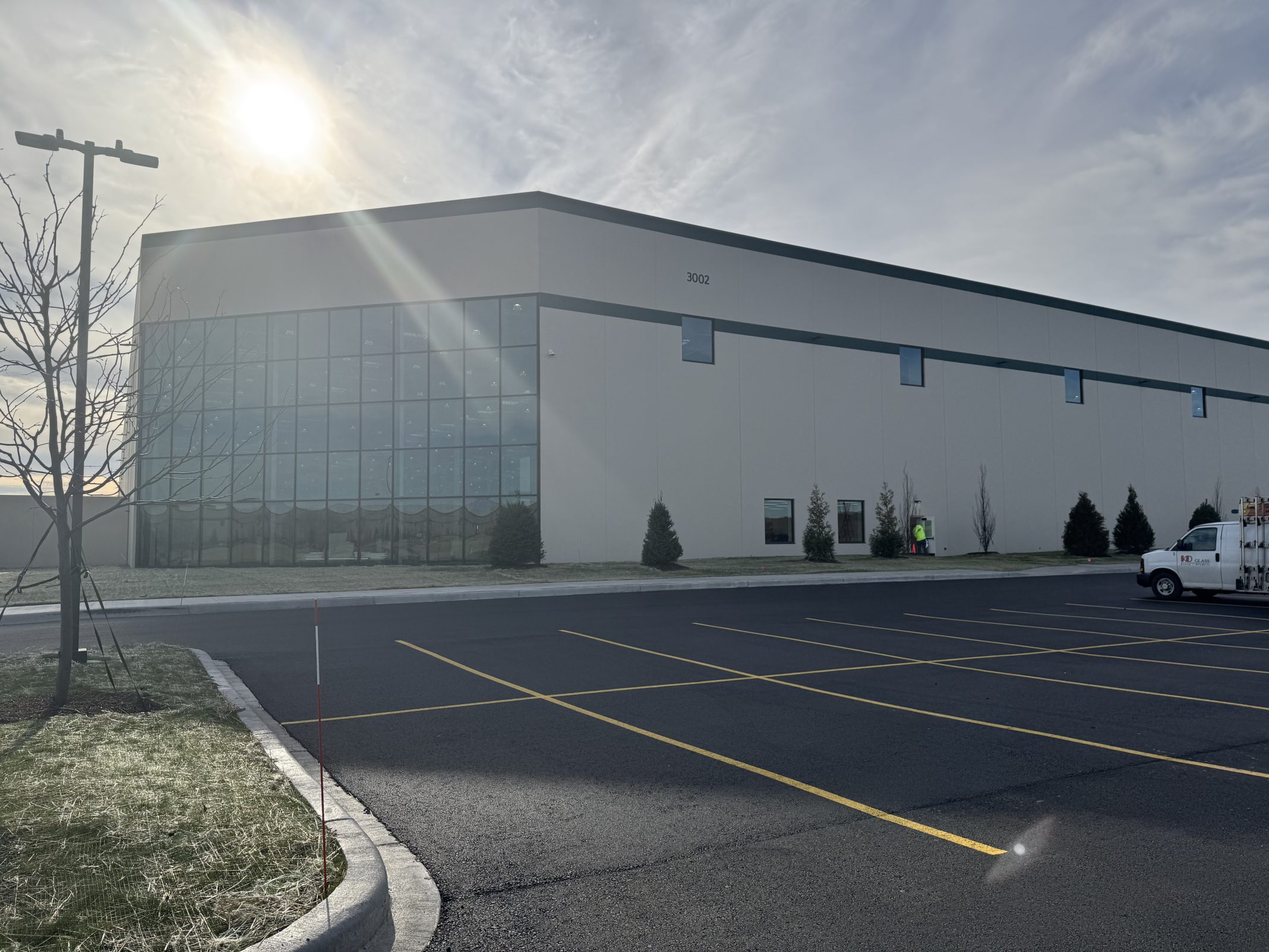 Uline opens its largest distribution center yet in Kenosha County