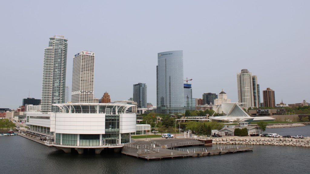 Pearl Mist cruise ship returns to Milwaukee for 2025 season
