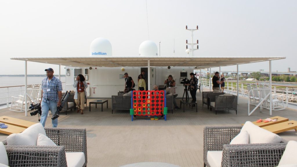 Pearl Mist cruise ship returns to Milwaukee for 2025 season
