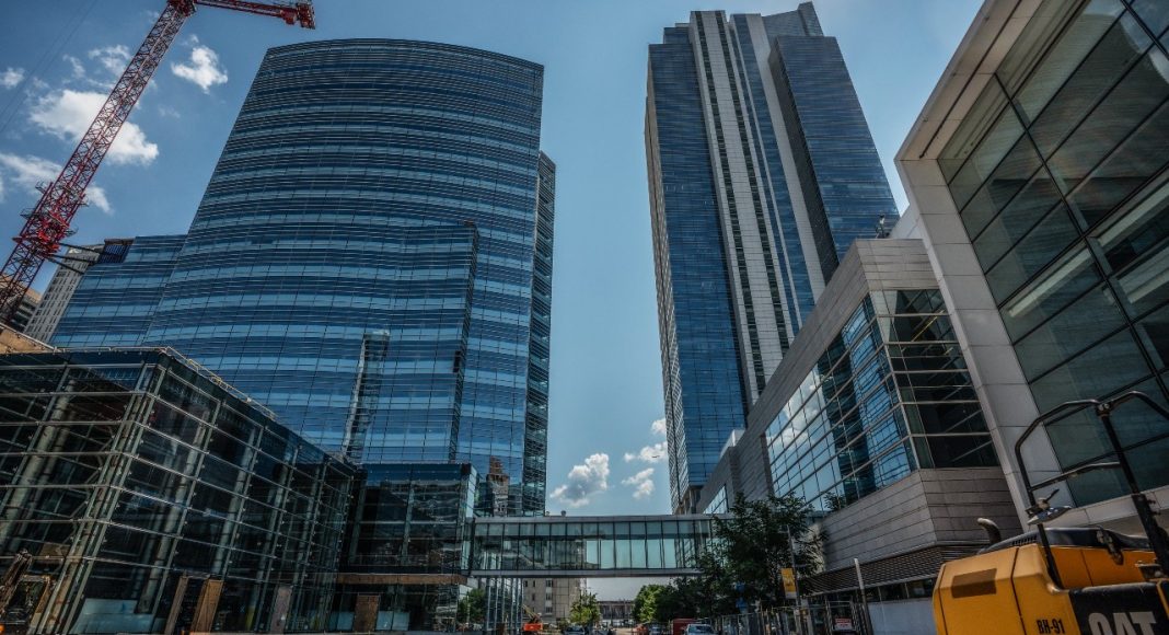Northwestern Mutual completes glass facade on North Office Building