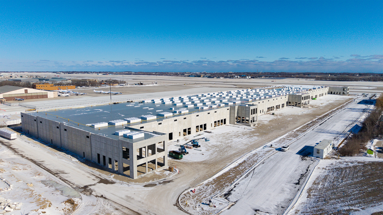 New cargo hub aims to ‘move the supply chain’ from O’Hare to Mitchell