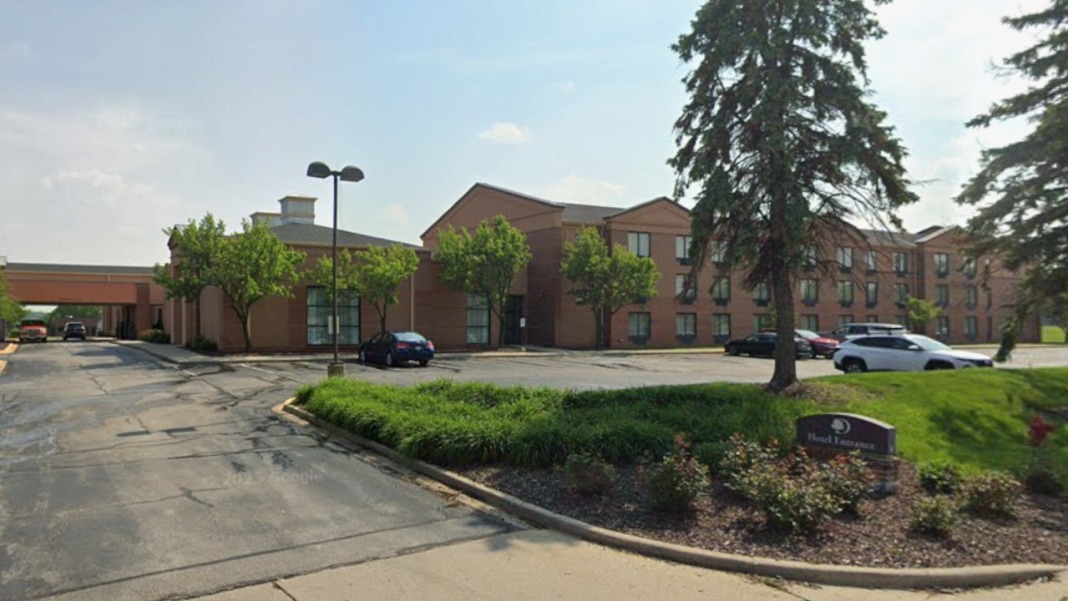 DoubleTree by Hilton Hotel Milwaukee – Brookfield sold for $9.3 million