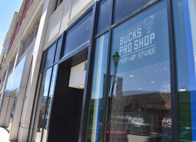 Bucks Pro Shop opens pop-up at Bayshore