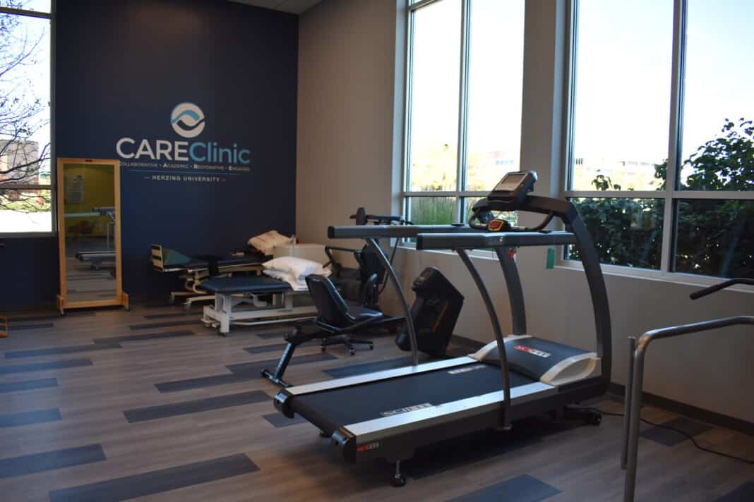 See photos: Herzing University celebrates opening of new Brookfield campus